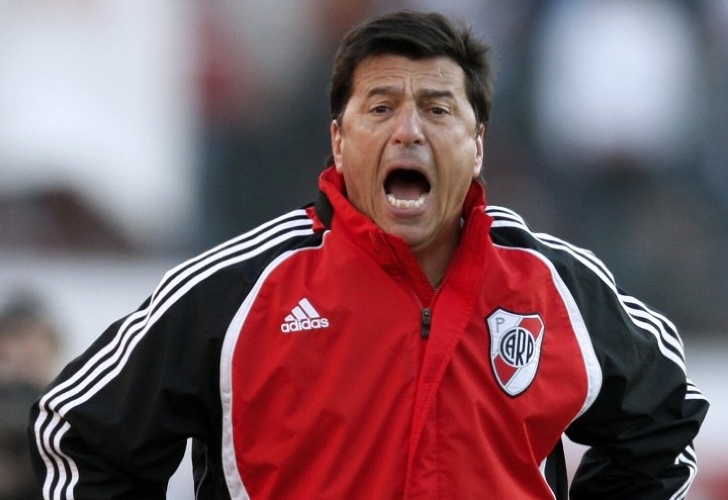 Daniel Passarella rompió el silencio: el "peso" de descender con River ...