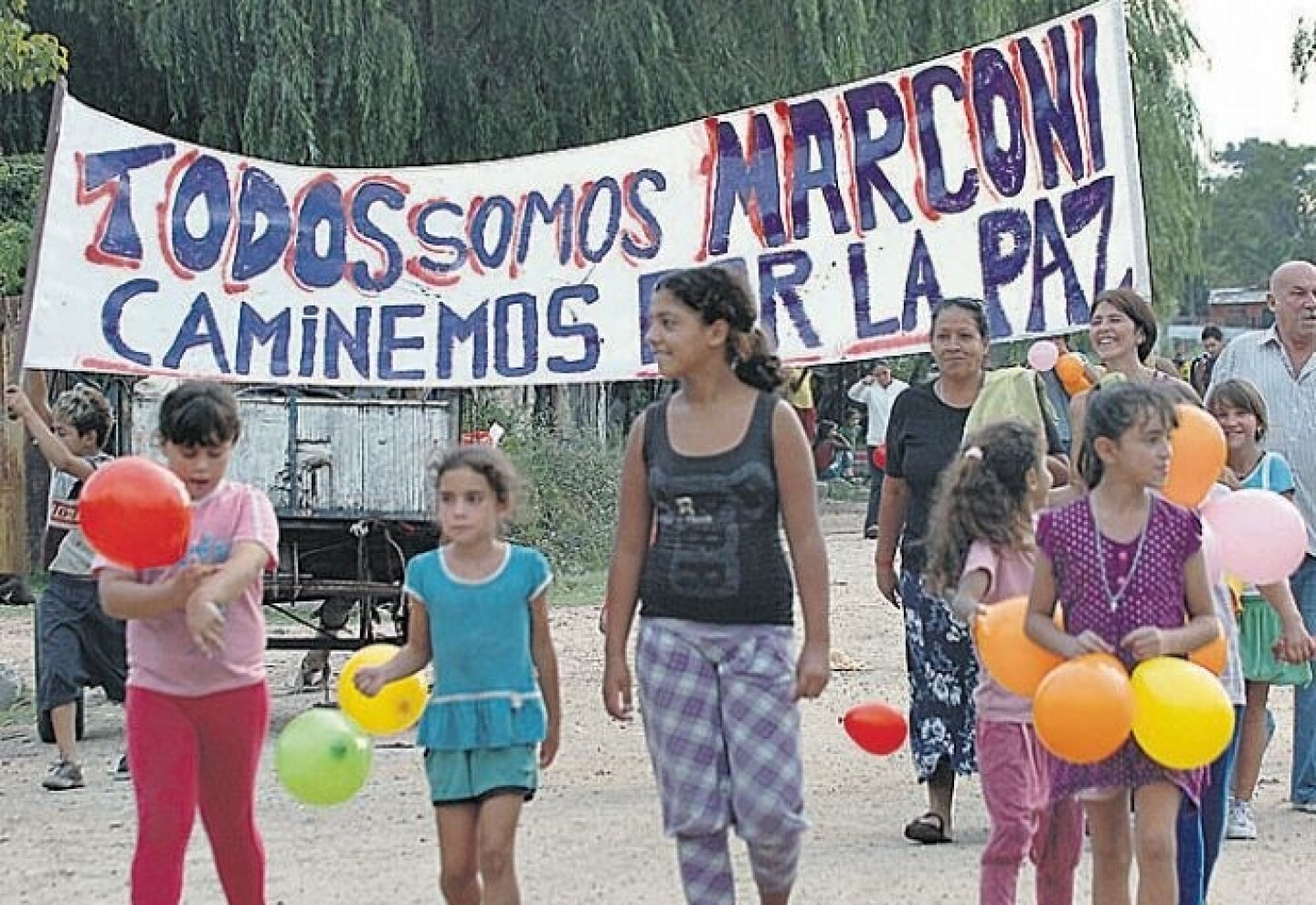 Marcha mostró "otra cara" del barrio Marconi - EL PAÍS Uruguay