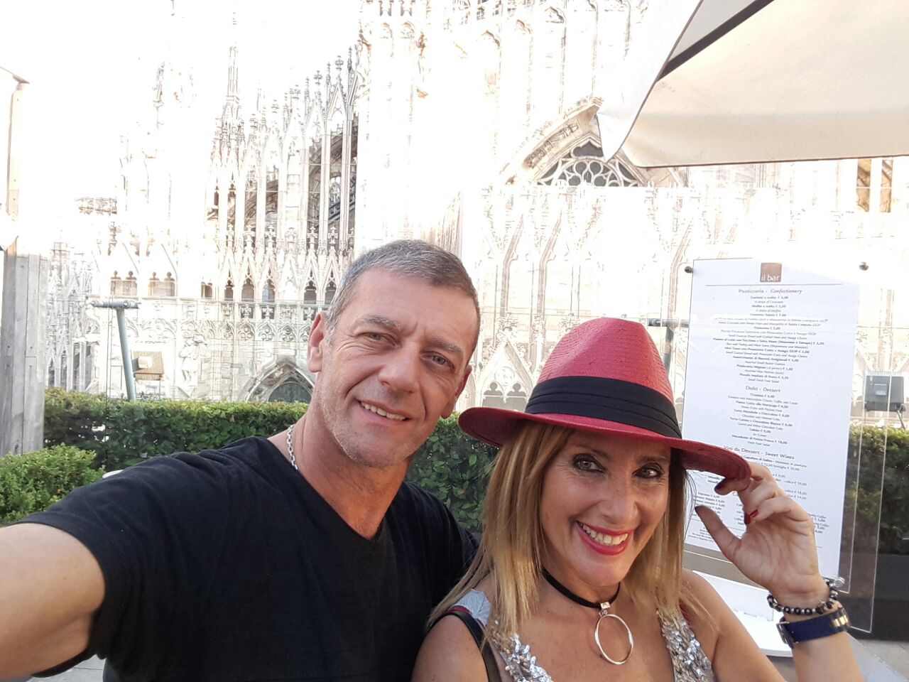 Pasión en Milán: El viaje de Laura Martínez y su flamante novio - EL ...