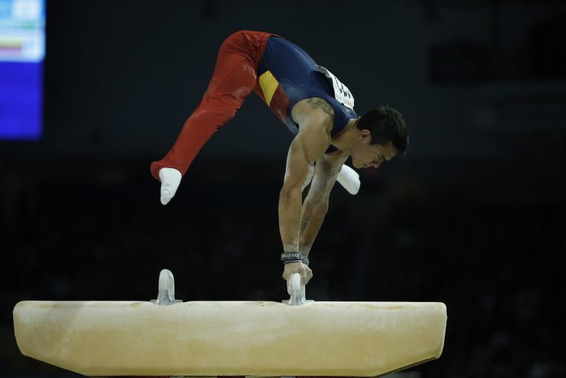 El gimnasta colombiano Calvo hace historia - EL PAÍS Uruguay