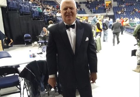 Alberto Sonsol, vestido de gala para la final de la Liga uruguaya - EL ...