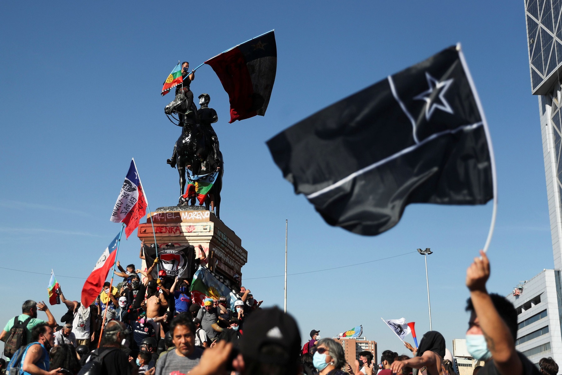 Nuevas protestas en Santiago de Chile a casi un año del estallido ...
